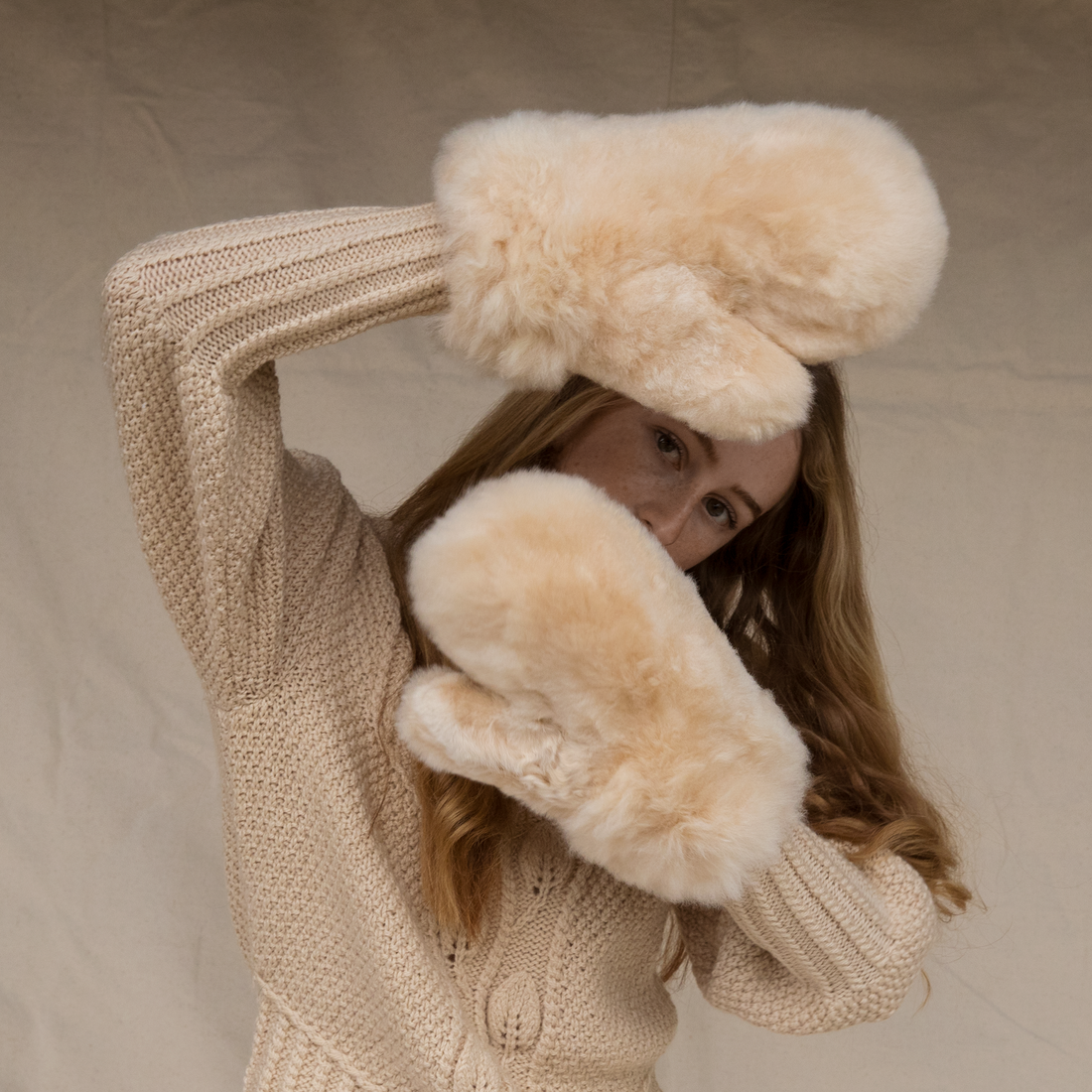 Intiearth Alpaca Mittens